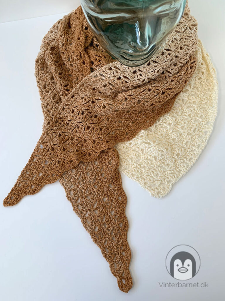 Utroligt smukt sjal fra Mayflower i Mayflowergarn - Vinterbarnet